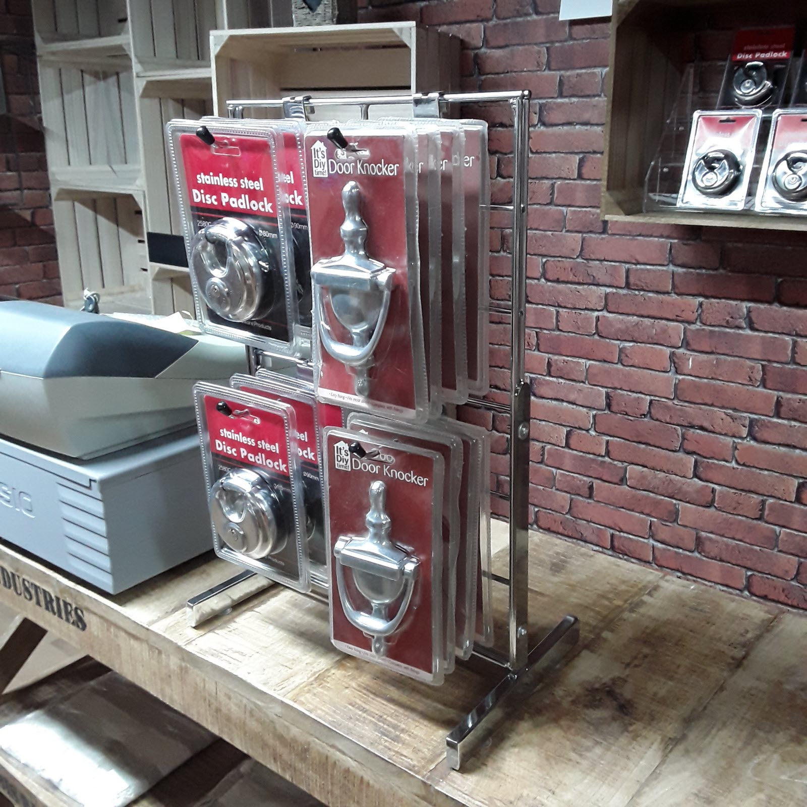 Grid Panel Counter Standing 2 Way Display in Chrome (E3MINI)