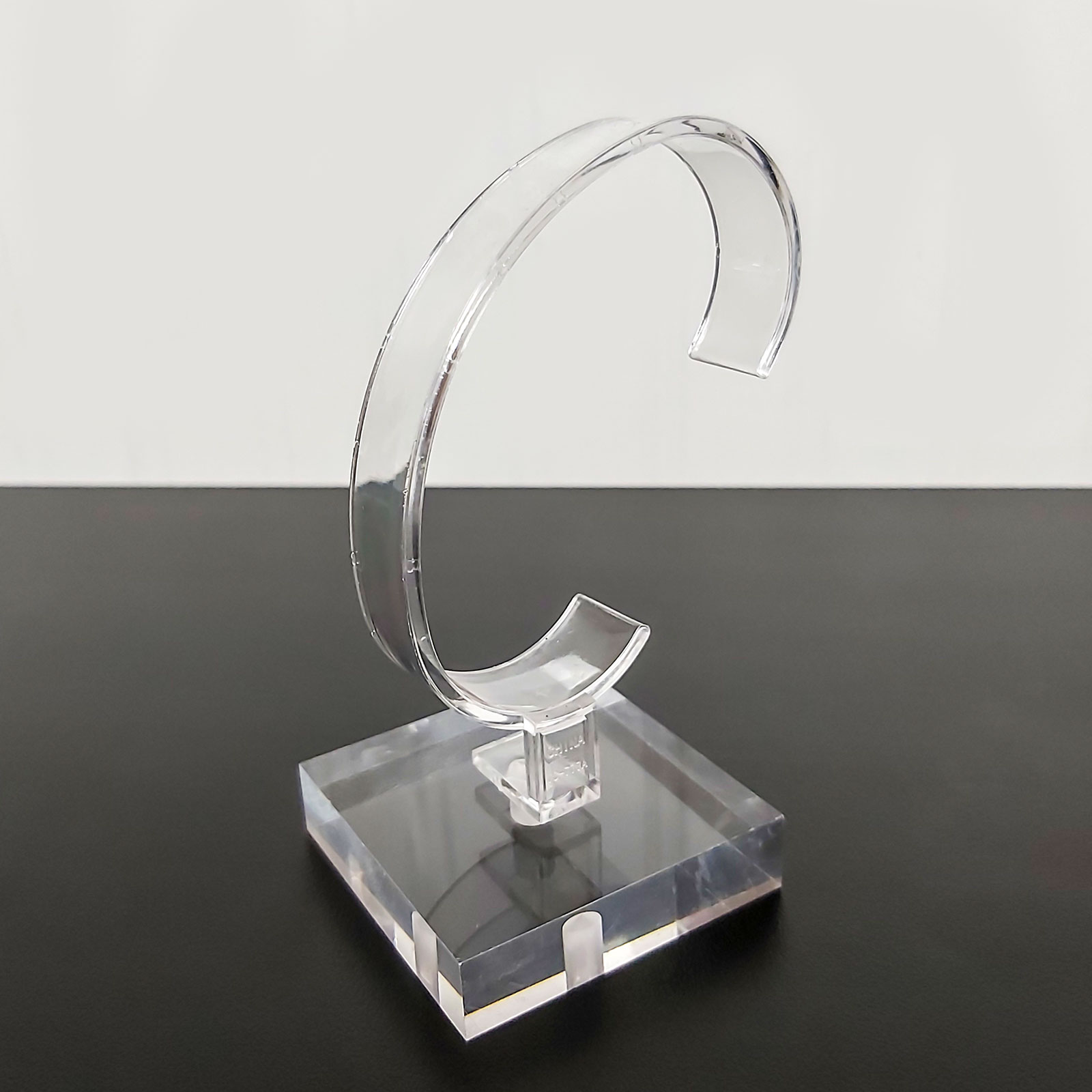 Watch Display - Solid Clear Acrylic Base - Single Watch Display (G104)