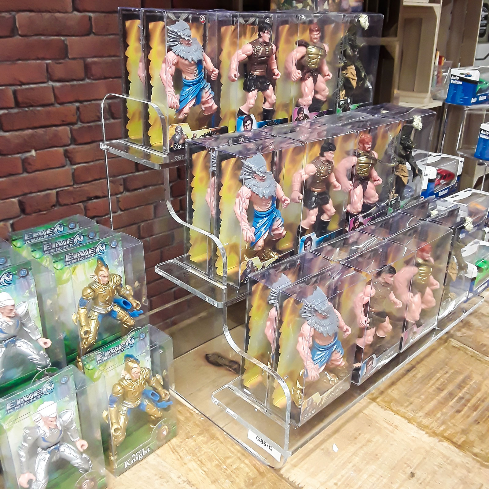 Stepped Acrylic Plinth - 3 Step Display for Models, Ornaments ...