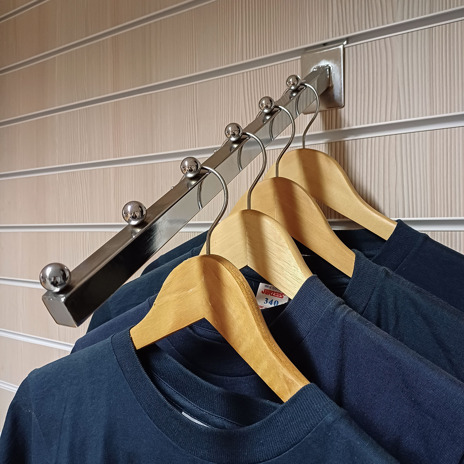 Slatwall 6 Ball Hanging Arm - Heavy Duty in Chrome - Clothing Display (J44)