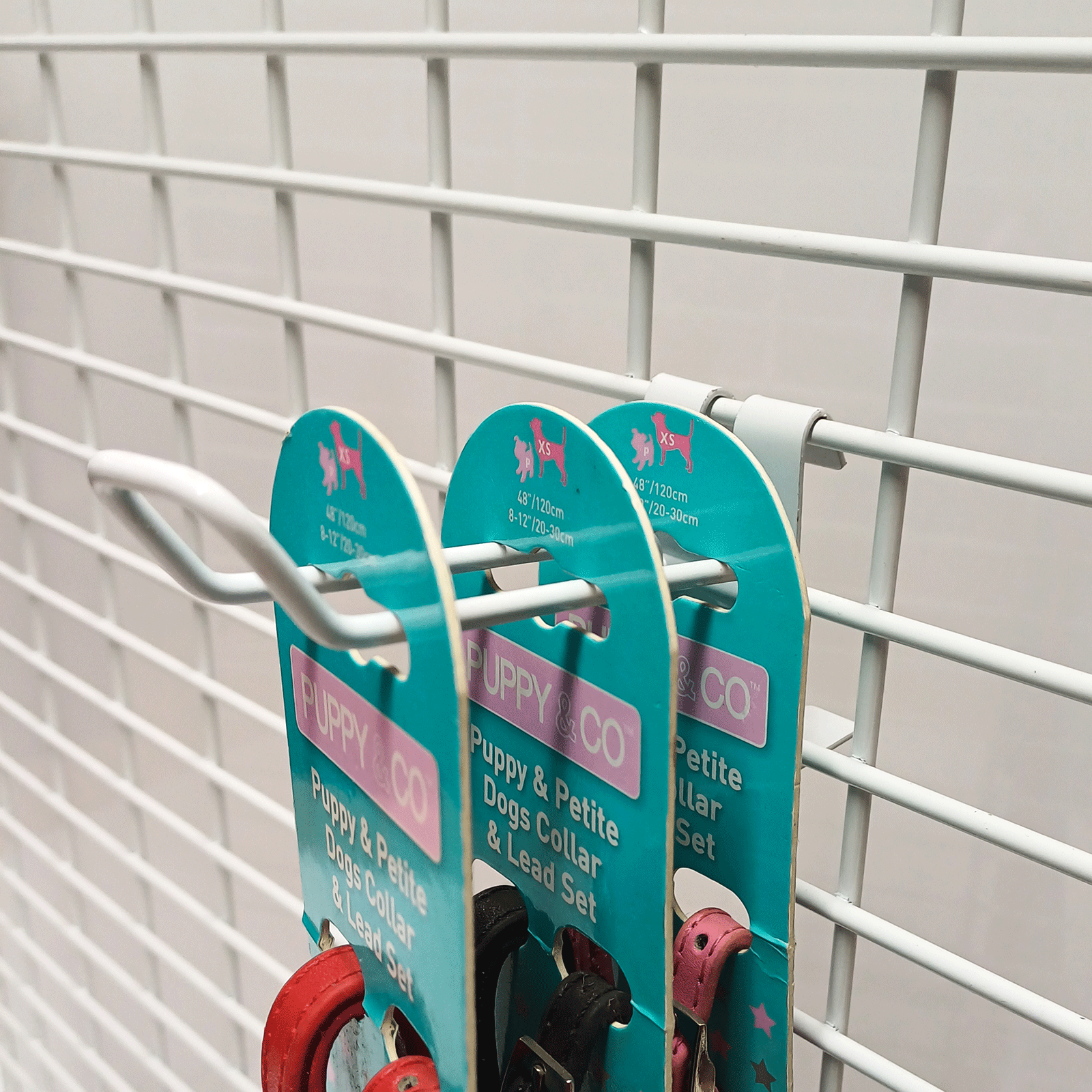 Mesh Hooks - Double Prong Euro For Wire Mesh Panel Retail Shop Display ...