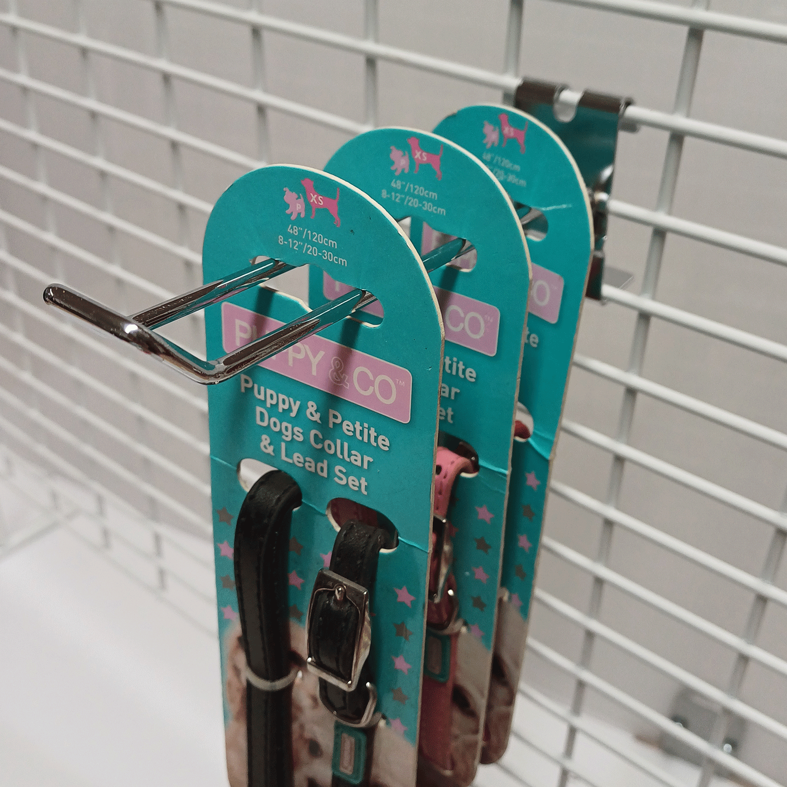 Mesh Hooks - Double Prong Euro For Wire Mesh Panel Retail Shop Display ...