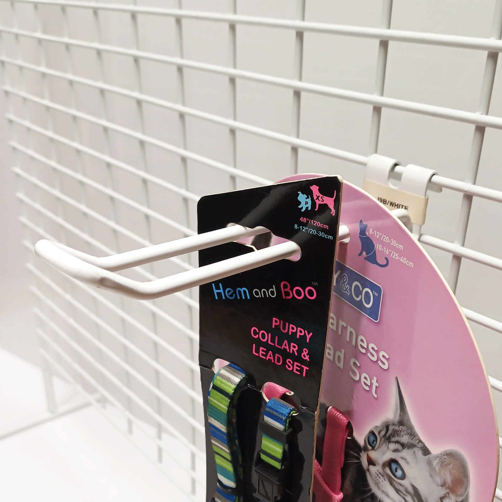 Mesh Hooks - Double Prong Euro For Wire Mesh Panel Retail Shop Display ...